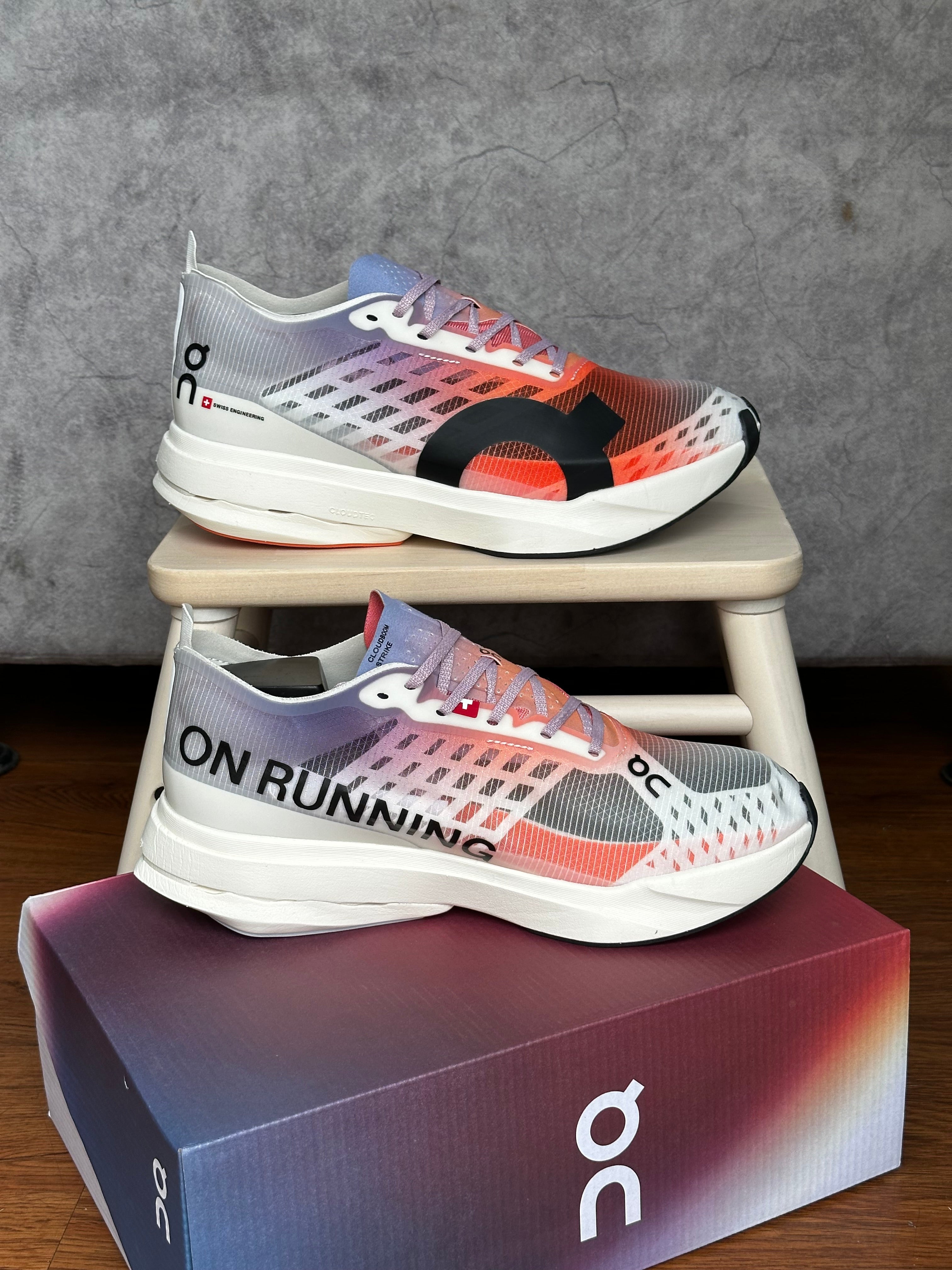 On Cloud Boom Strike – zapatillas running